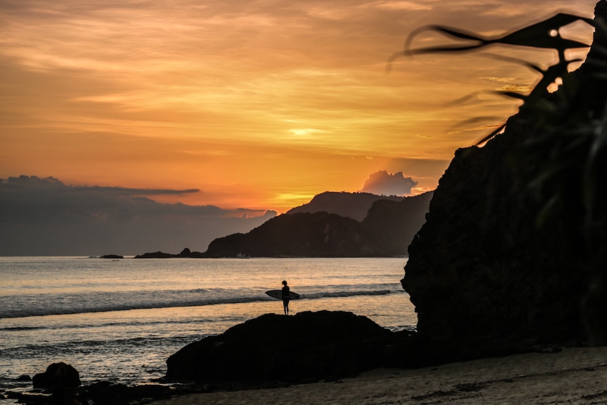 An expert breakdown of Lombok surfing in under 7 minutes | The Surf ...
