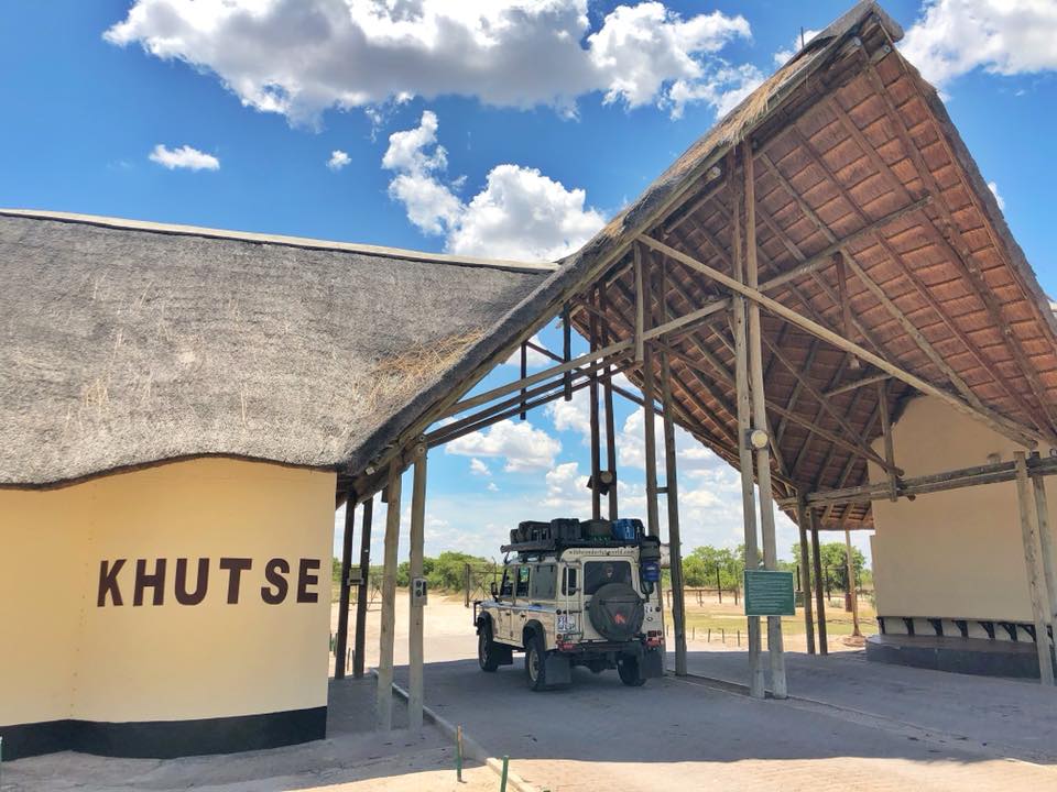 Wild Wonderful World | An Overlanders Guide to the Central Kalahari ...