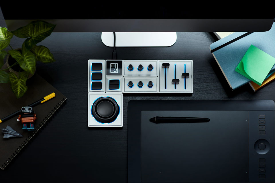 Monogram Creative Console Monogram Creative Console