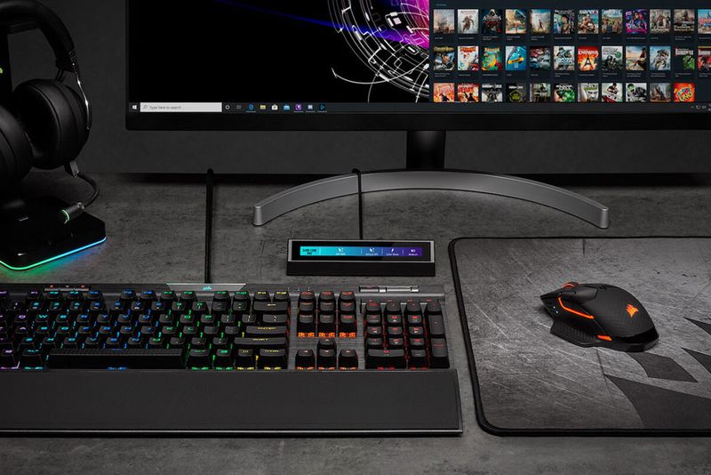 Corsair iCUE Nexus keyboard touch panel