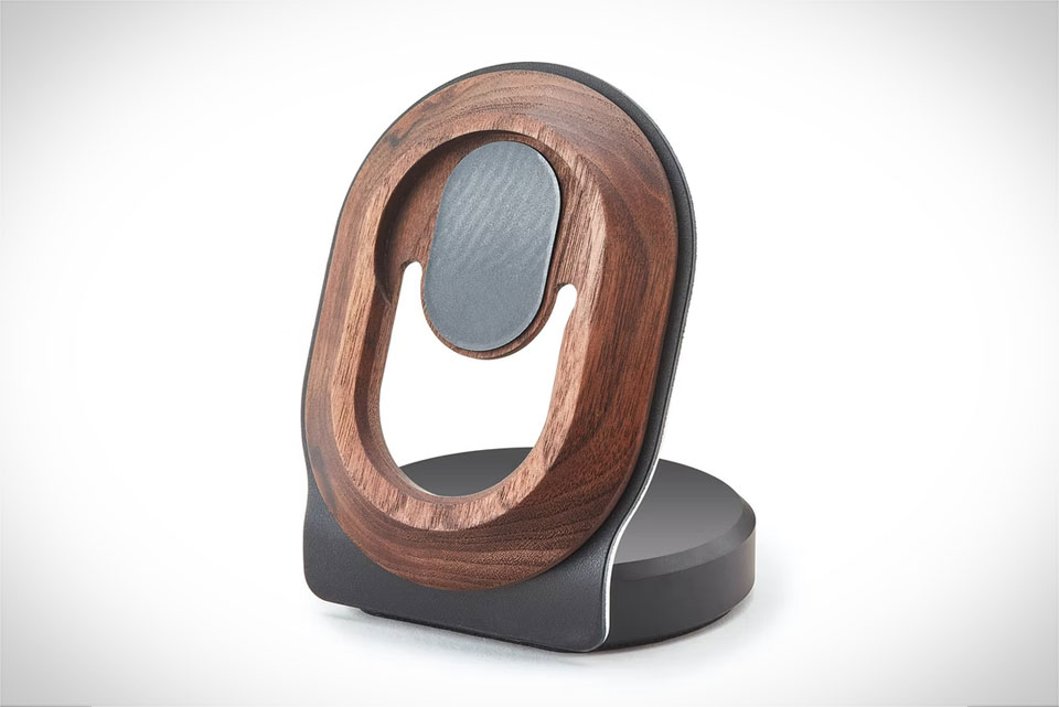 Grovemade Wood MagSafe Stand