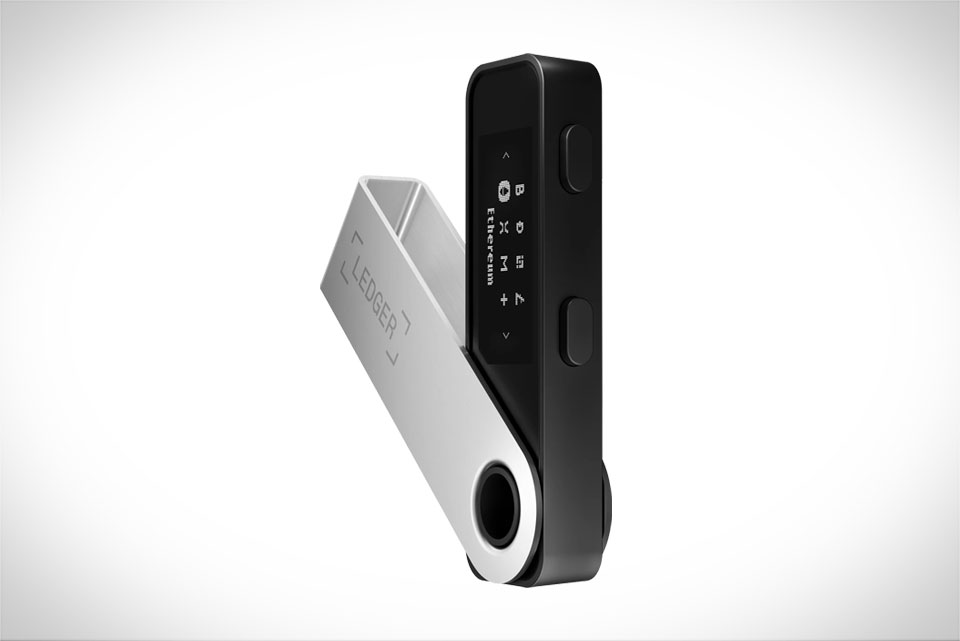 Ledger Nano S Plus Cryptocurrency Wallet