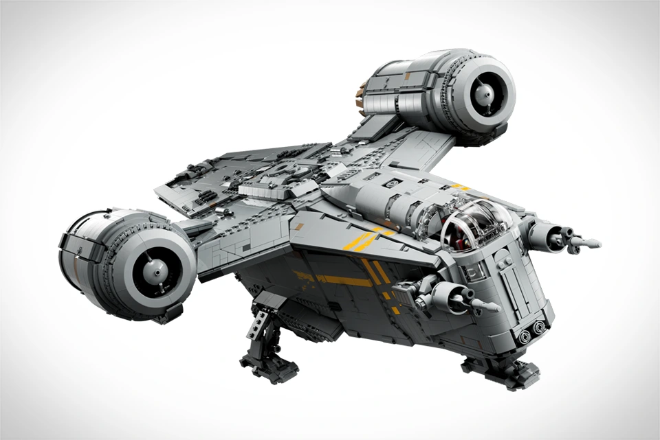 The Mandalorian The Razor Crest LEGO Set