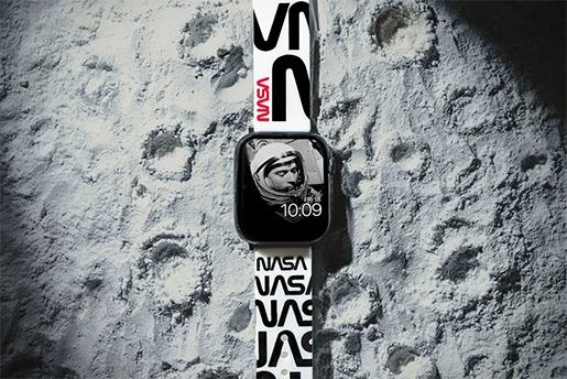 AstroReality LUNAR AR Notebook