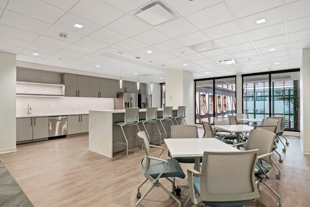 HDR Boston | Ebbrell Architecture + Design