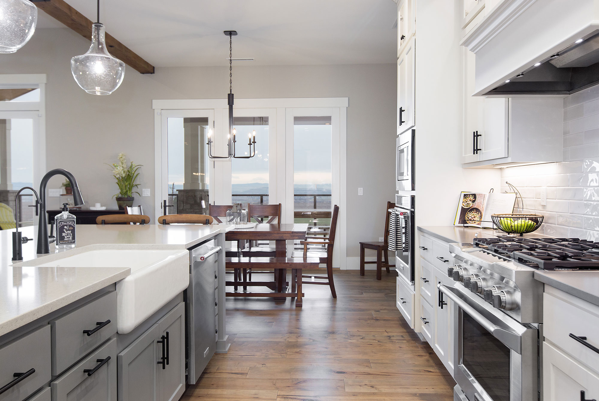 Modern Ranch Kitchen for a Farmhouse Hipster | TANNA BY DESIGN®