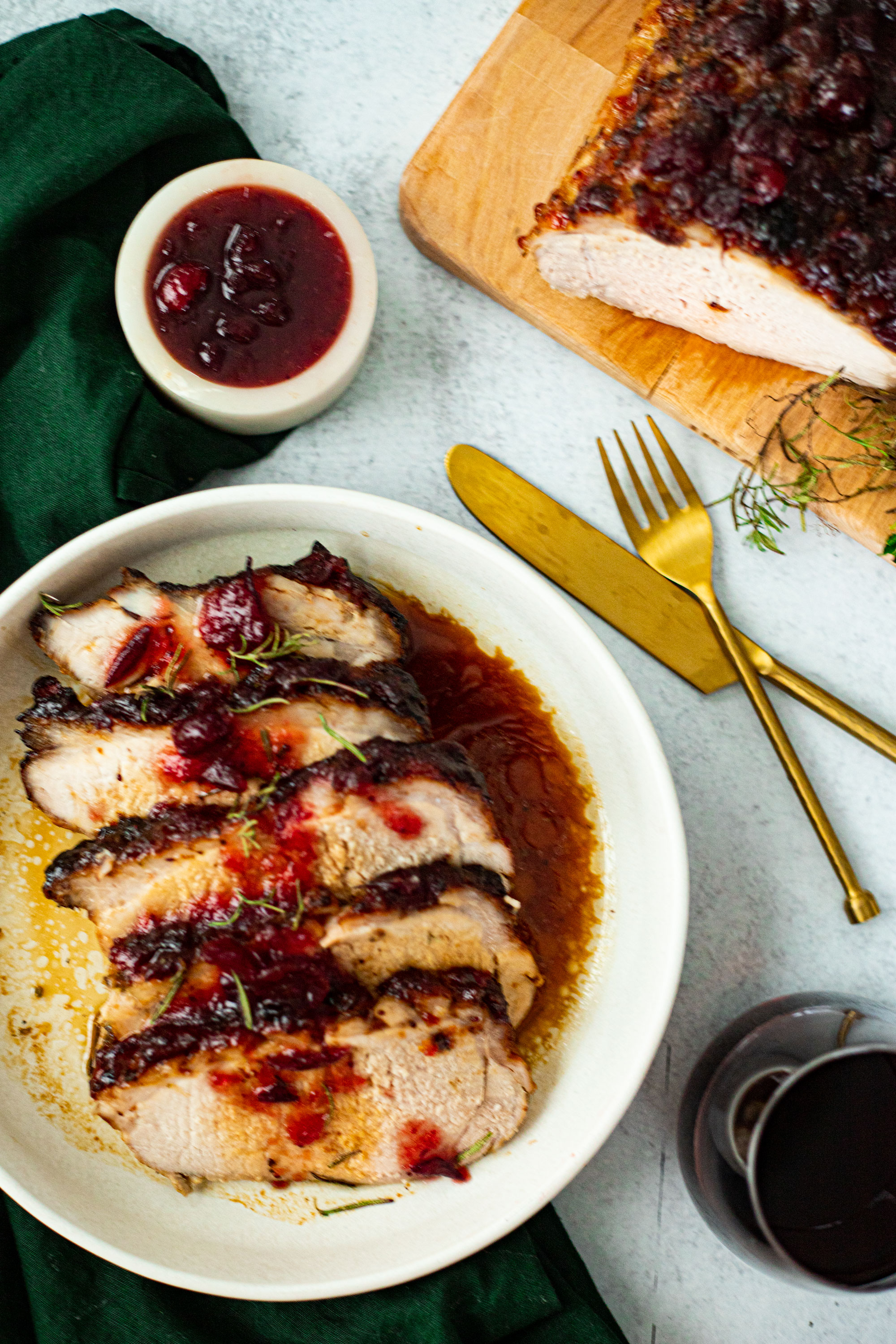 The Juicy Cranberry Crusted Pork Roast You'll Want To Serve For ...