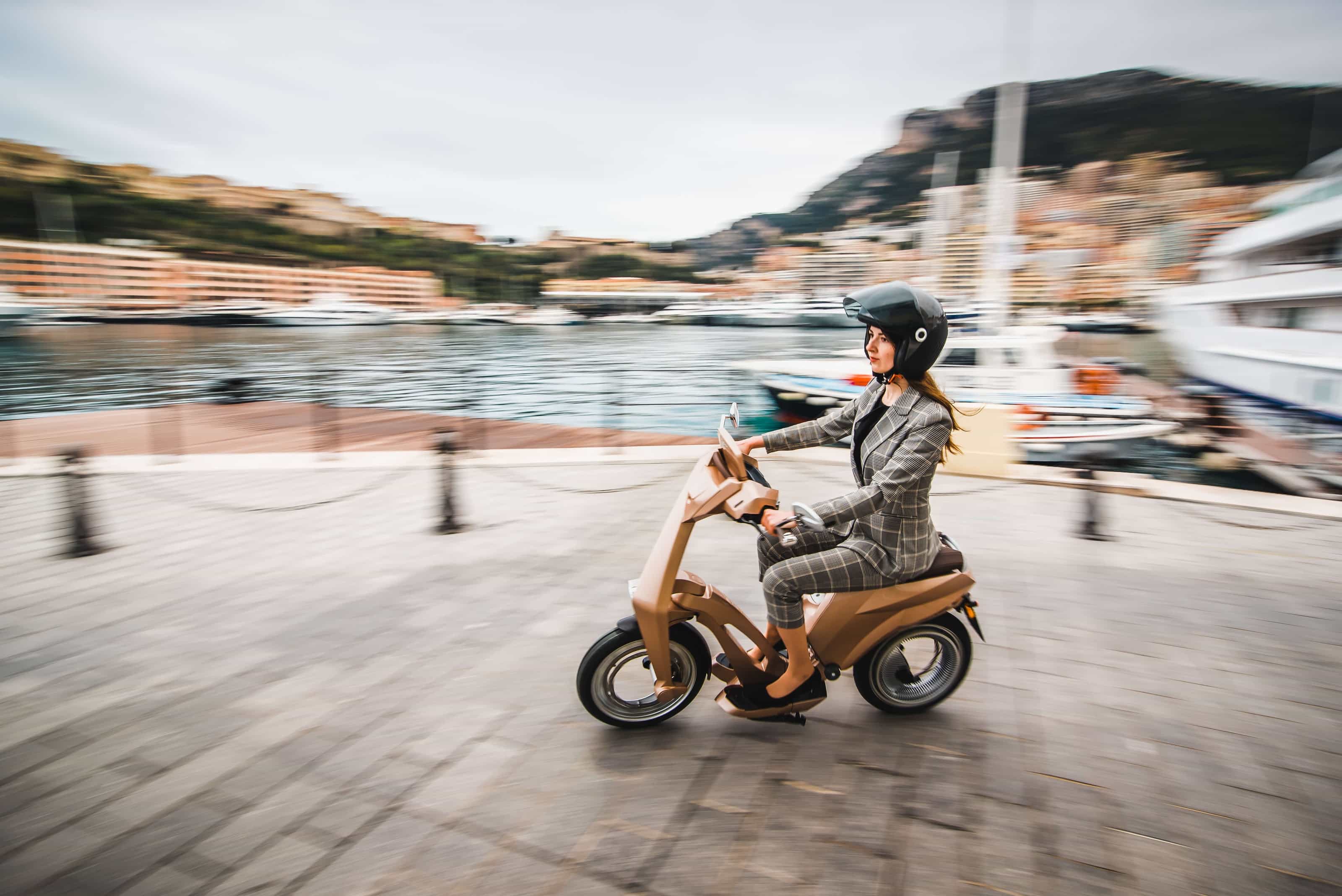 Ujet - From material science to ultimate e-mobility products