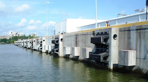 New Breasting-Mooring Dolphins