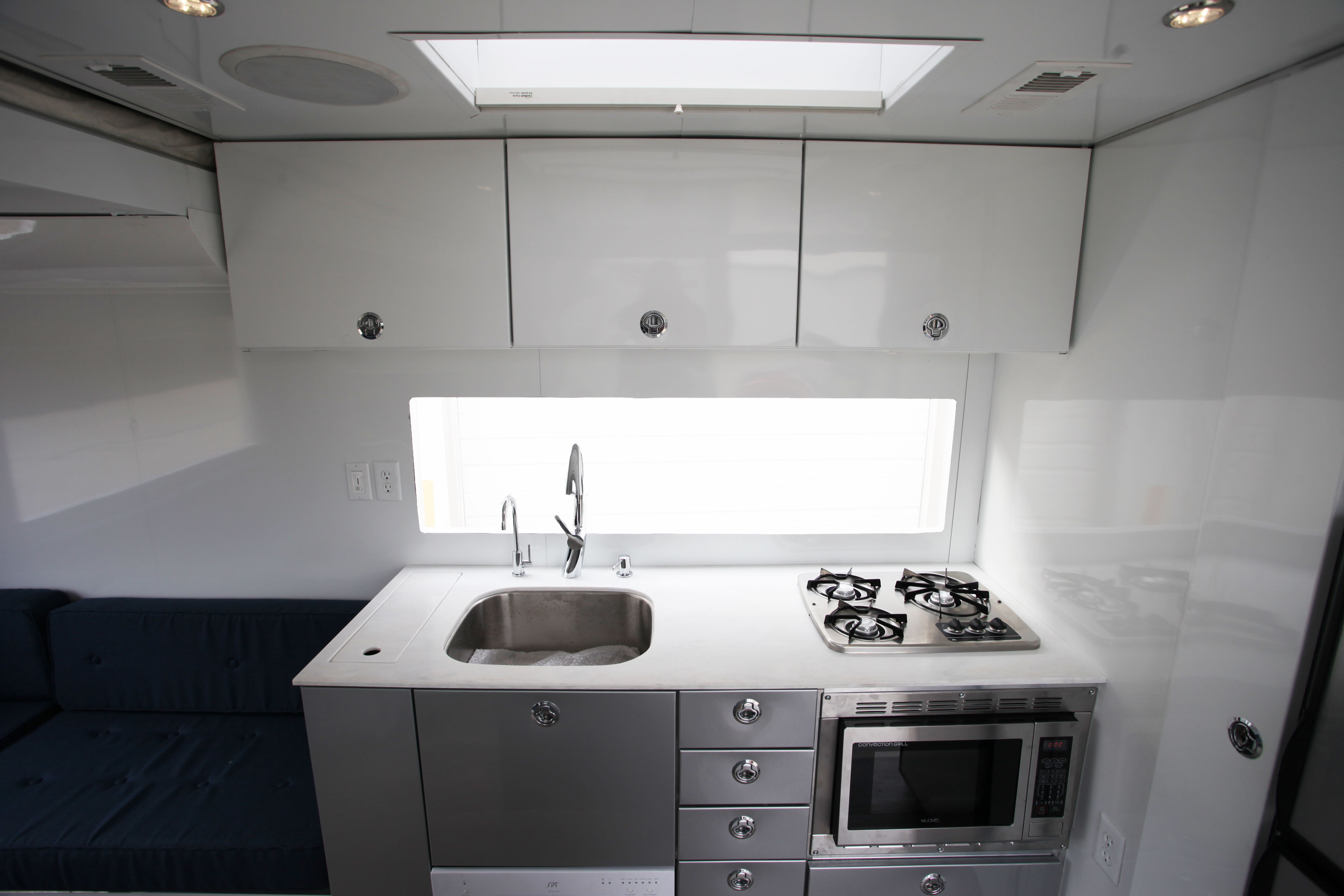 A Home on Wheels | Living Vehicle