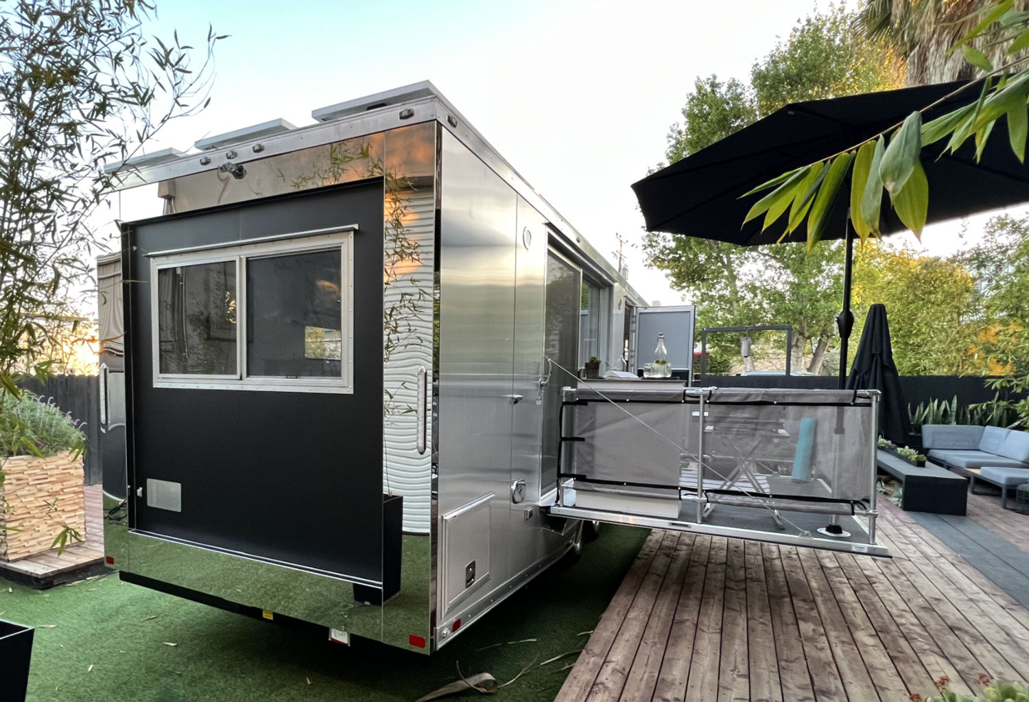 2018 Living Vehicle PRO