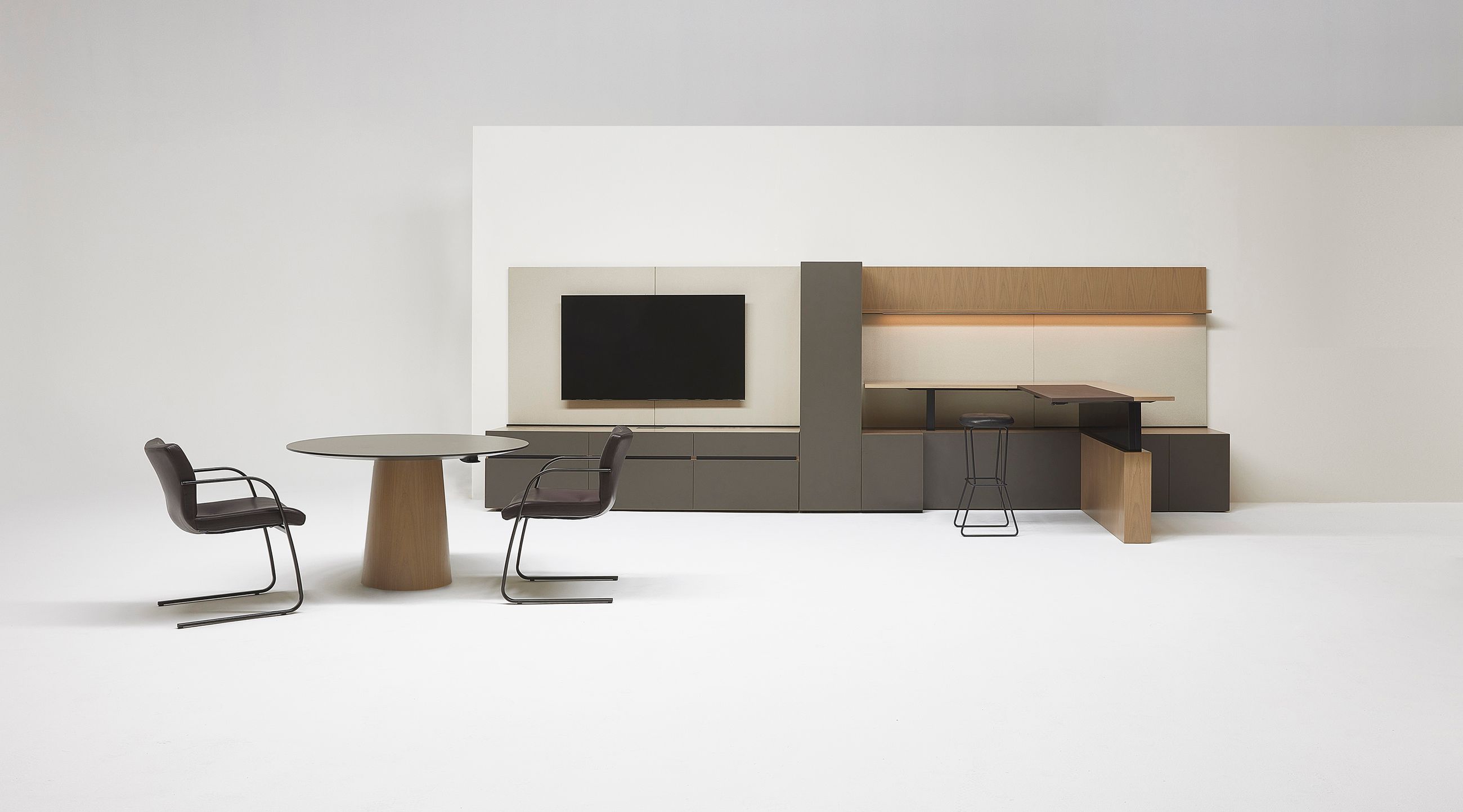 Vox® Signature Workstation