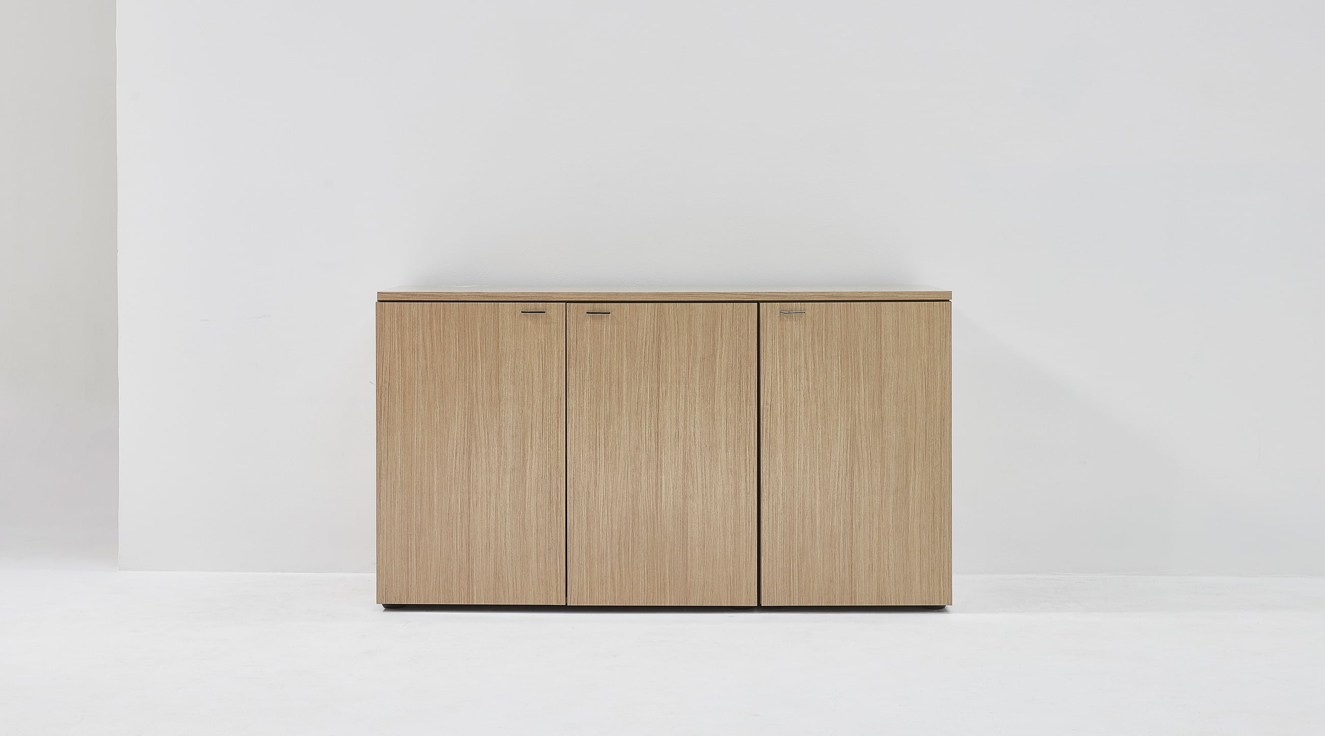 SIMPLE Credenza