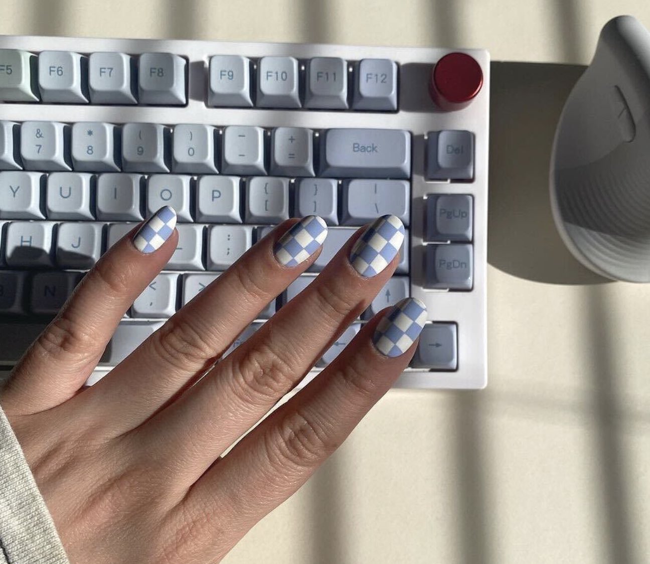 The Nail Kit Edit (2023) Best At-Home Manicure Products | The Quality Edit