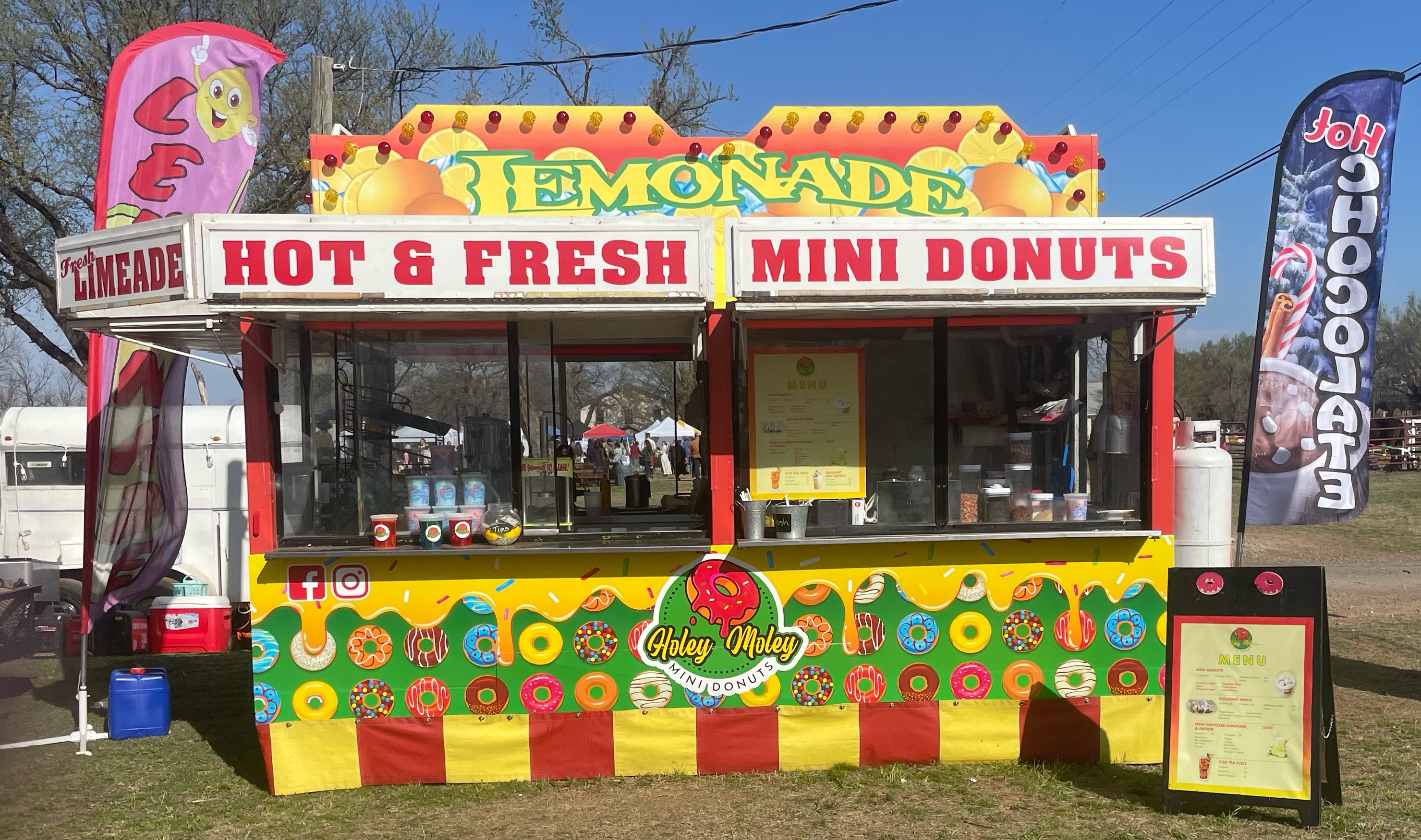 Holey Moley Mini Donuts | Okie Food Trucks
