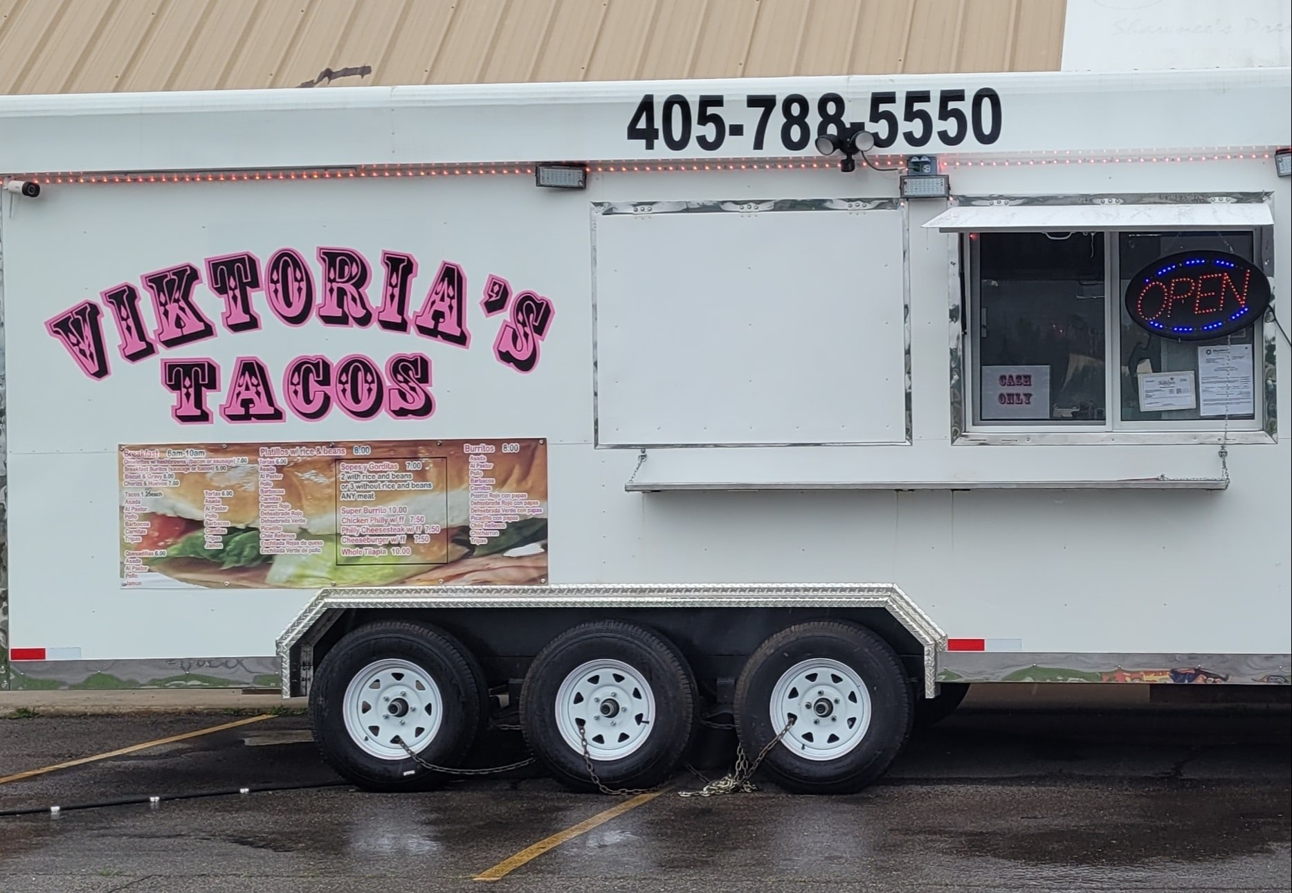 Viktoria's Tacos | Okie Food Trucks