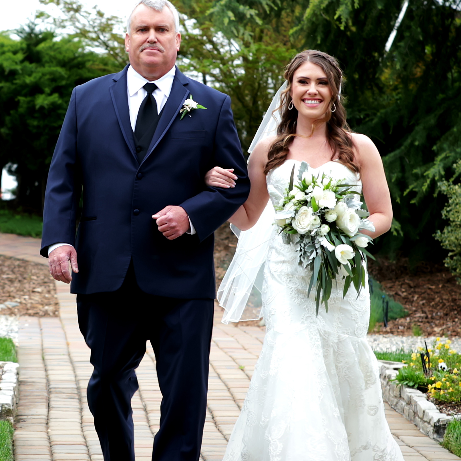 7 Tips On How To Capture Perfect Audio For Wedding Videos