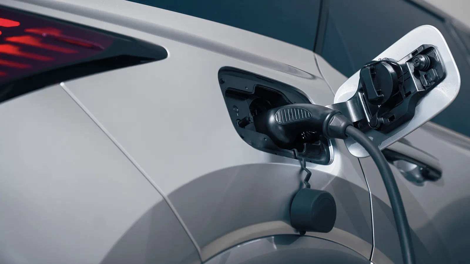 Previewing the New Plug-In Lexus RX450h+ | GreenCars