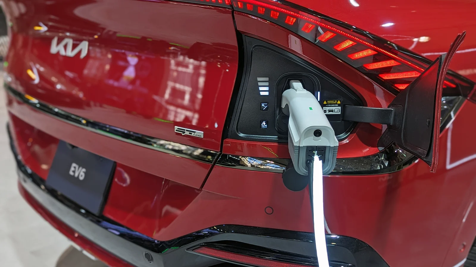 The Charging Network Started by 7 Automakers Has a Name | GreenCars