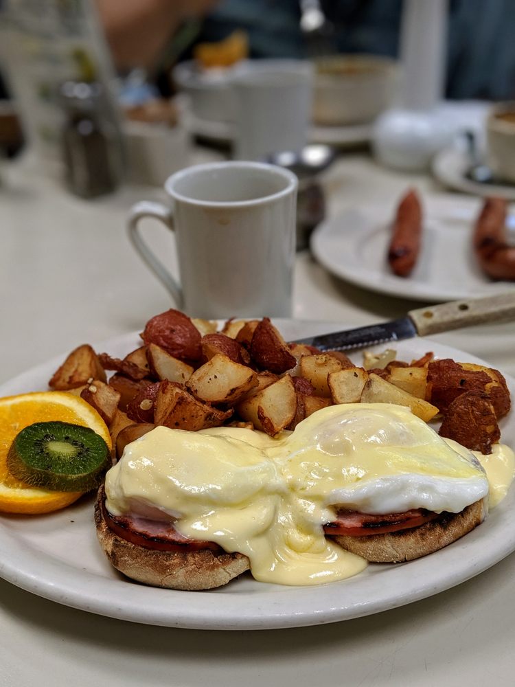 Half Day Cafe - Marin Dish