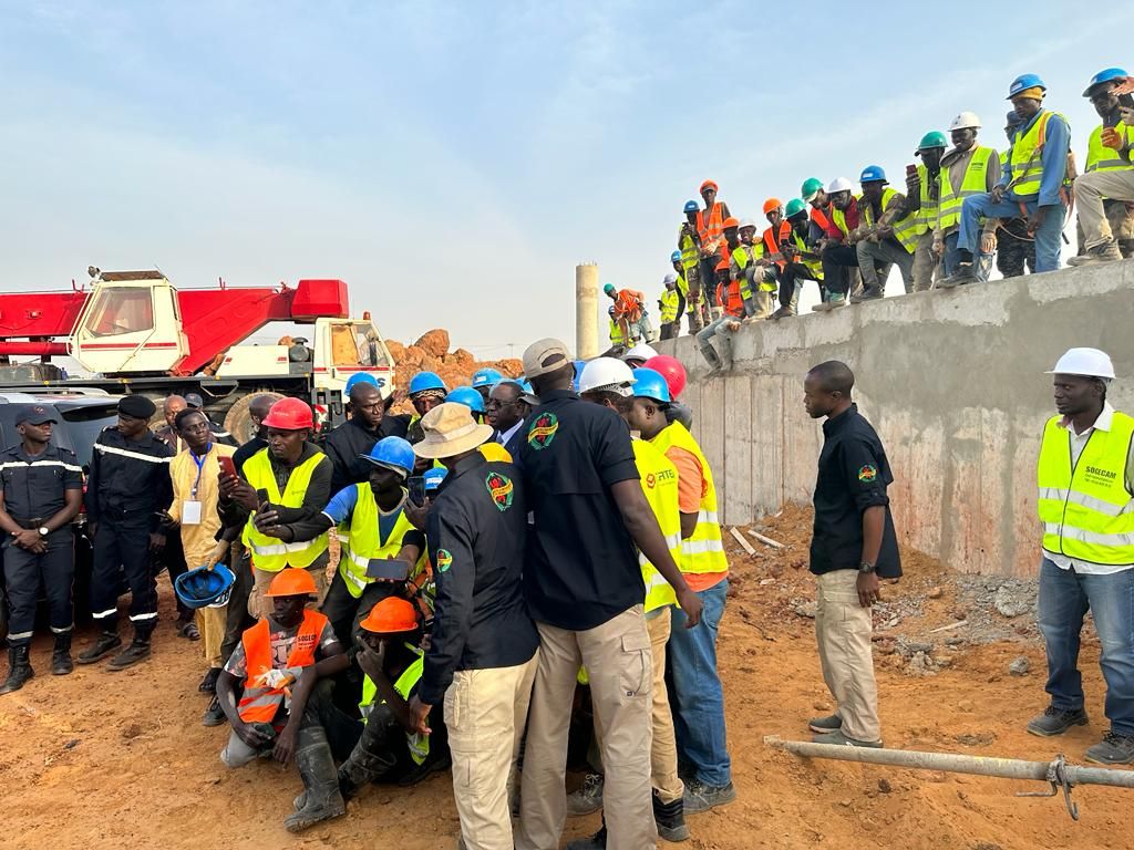 VISITE DU PRÉSIDENT DE LA RÉPUBLIQUE DU SÉNÉGAL SUR LE CHANTIER DU ...