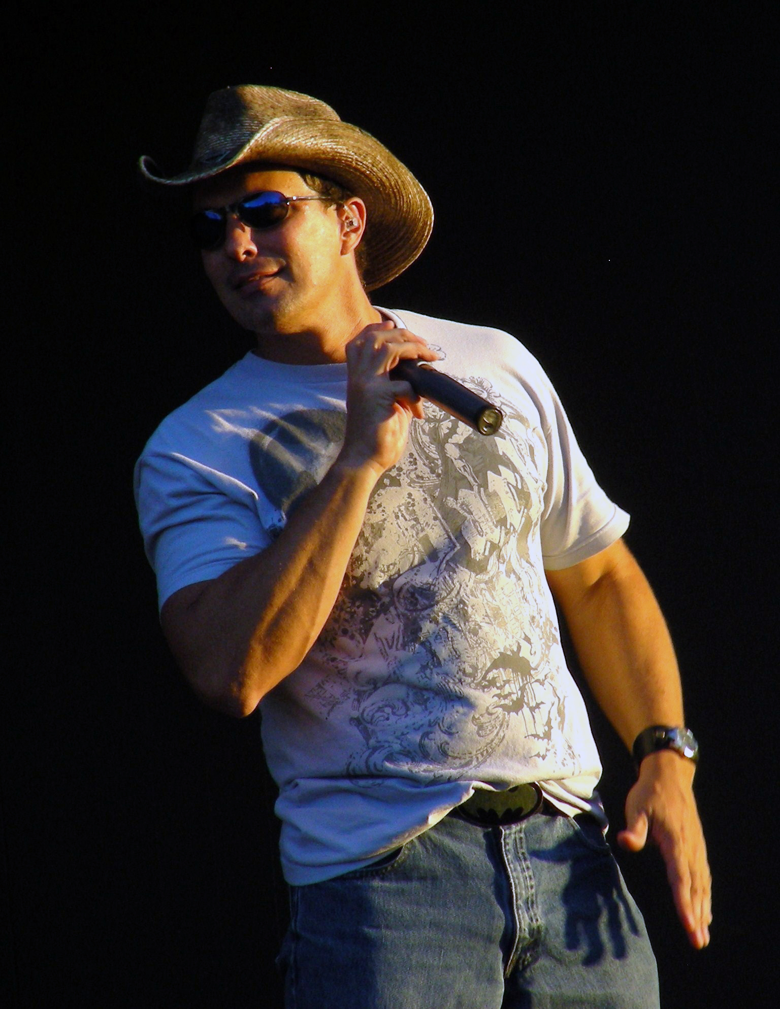 HIP Artists | Dave Russell