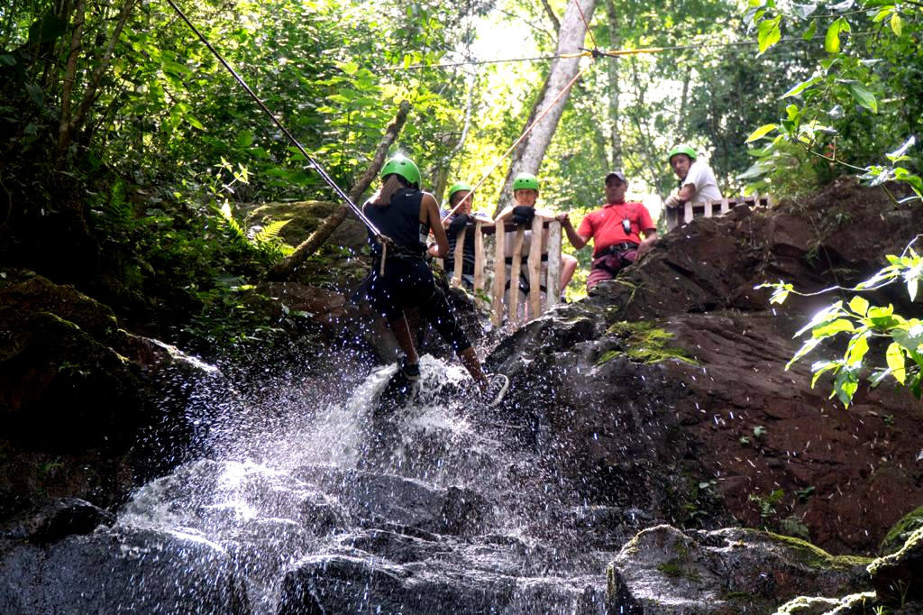 RIXNER INTERNATIONAL | Team Building in Iguazu falls