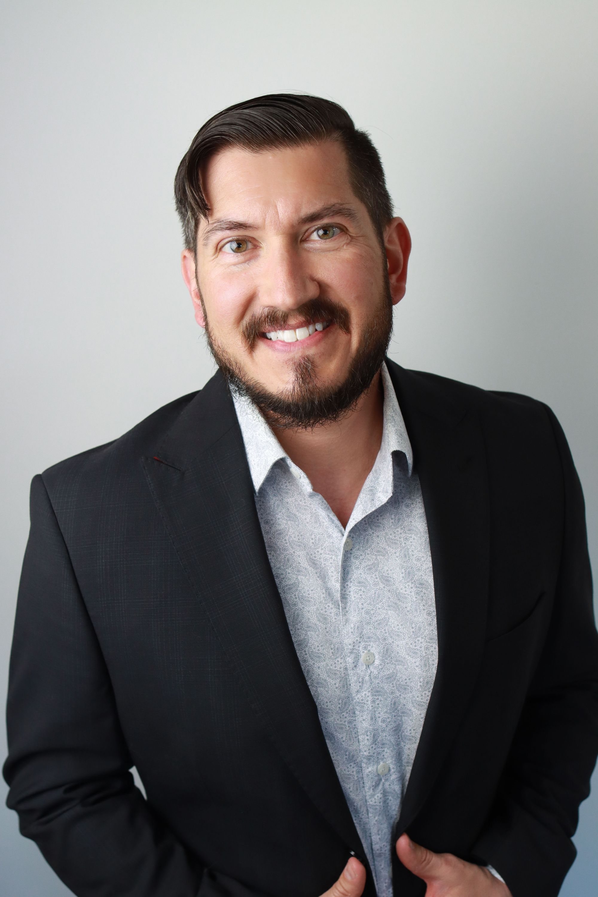 Thrive Career Wellness Platform - Modern Outplacement