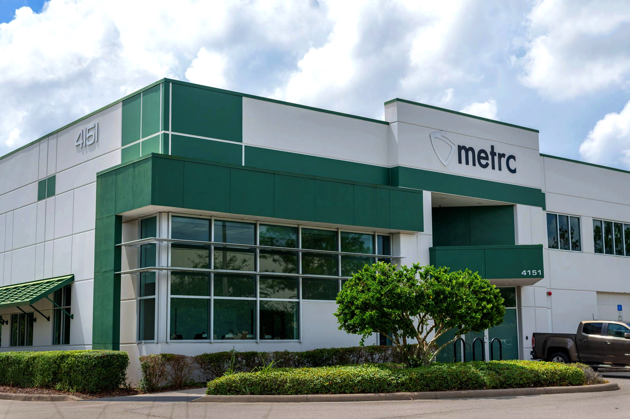 Simply Explained: Metrc Track and Trace Technology