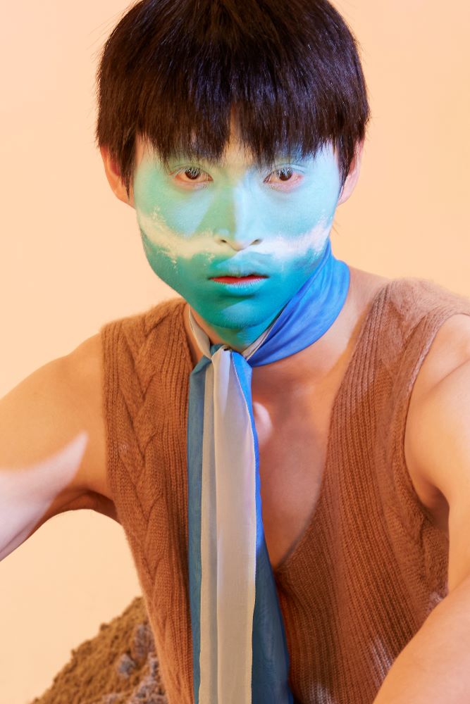 Fashion terrarium: Bringing the heat to the dunes | Ensemble Magazine