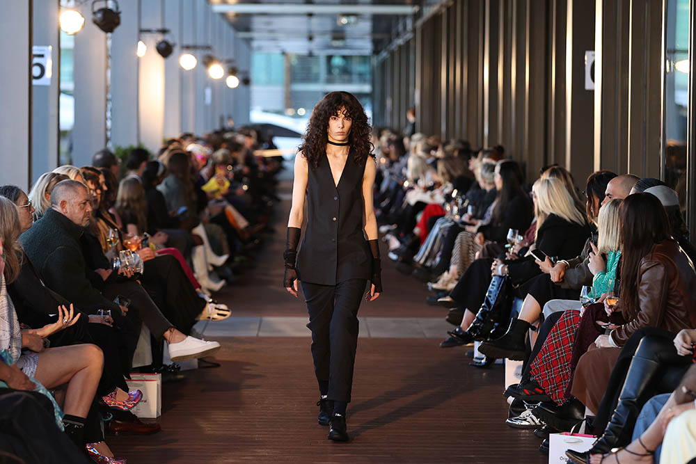 How much does a model spend and make during Fashion Week? | Ensemble ...