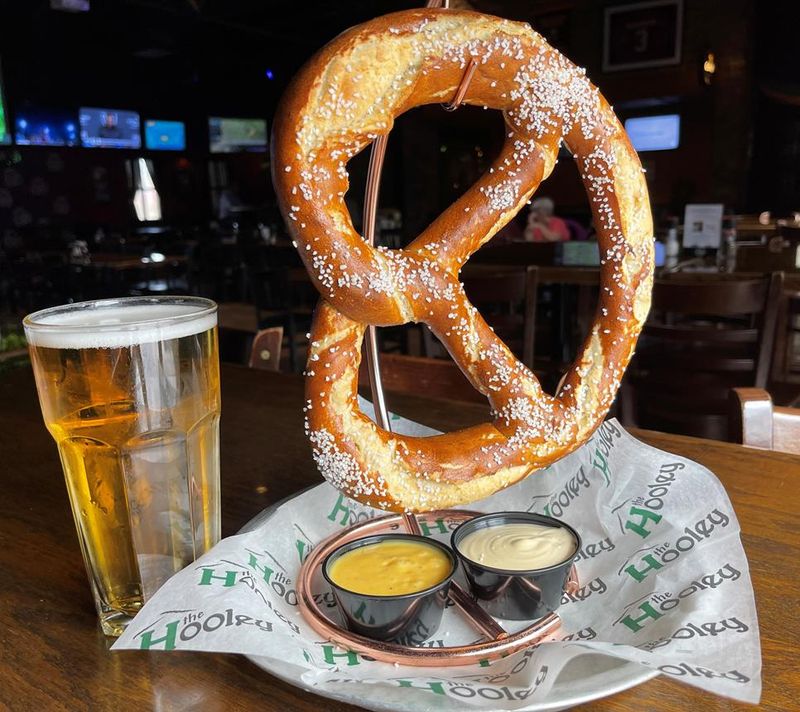 Welcome | Hooley Pub & Kitchen