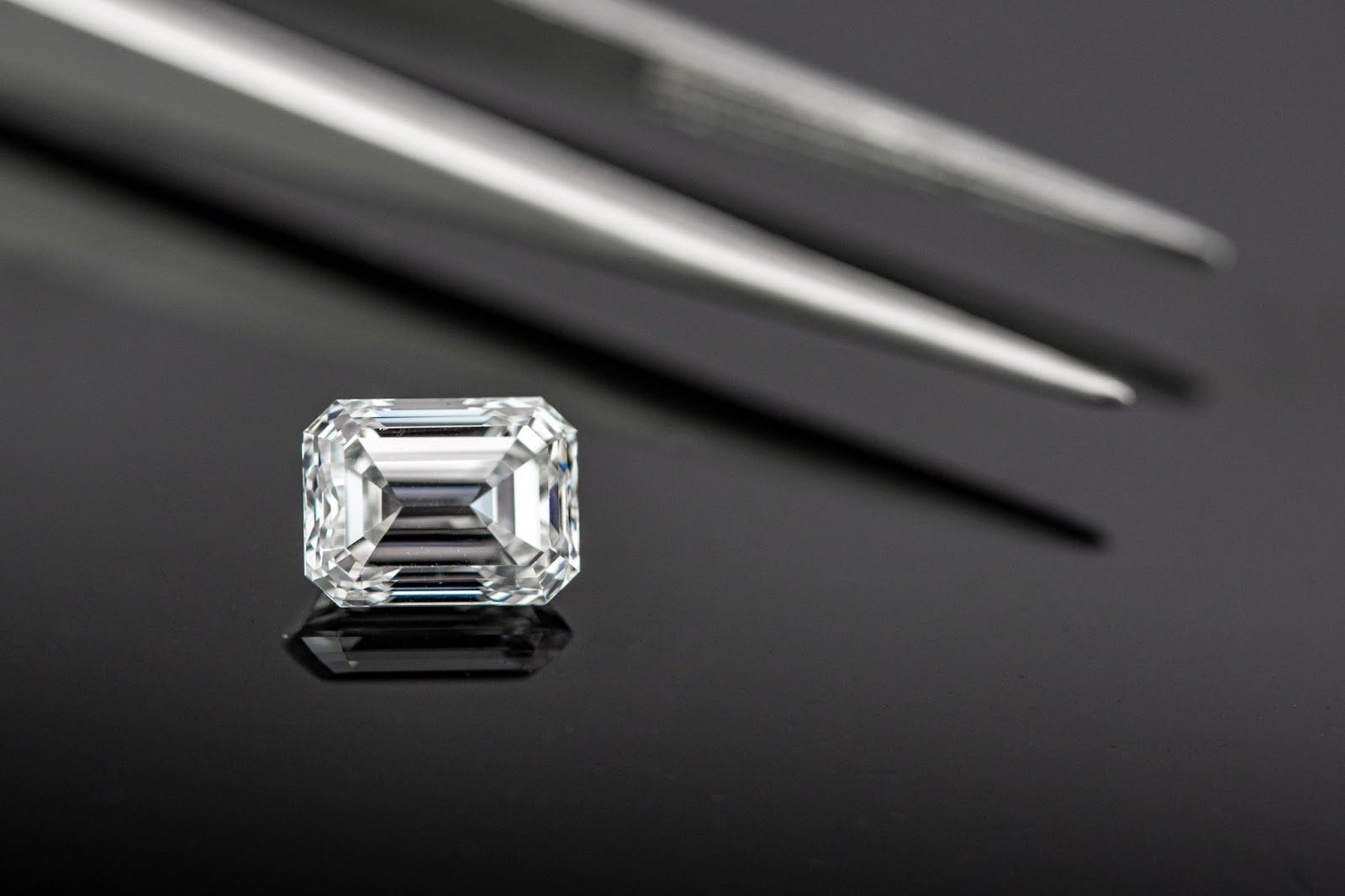 Top Diamond Shapes and How They're Cut