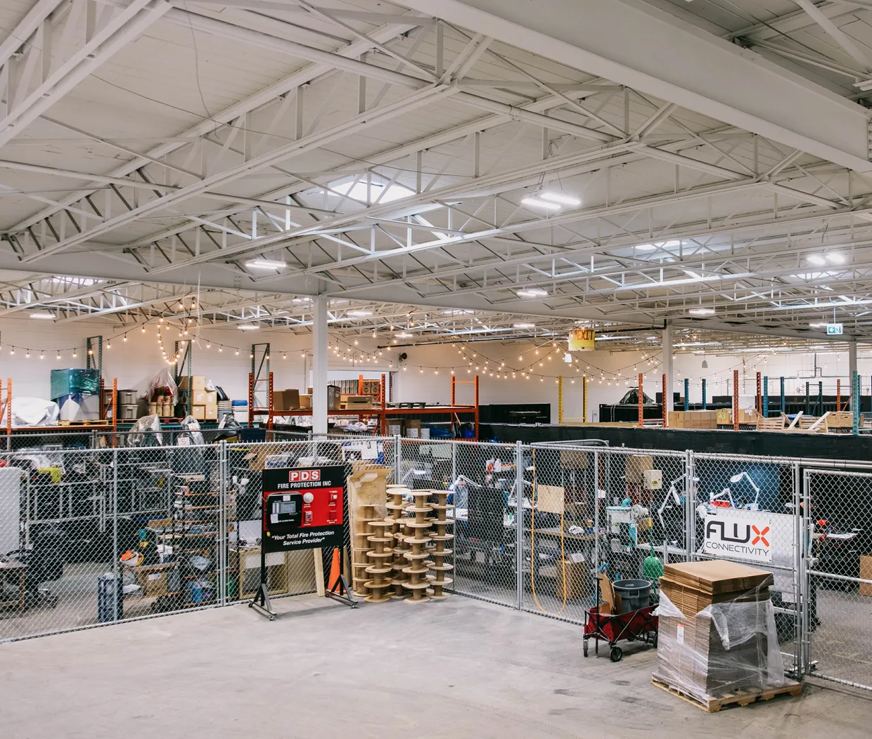 TradeSpace HQ: Premier Warehouse for Rent