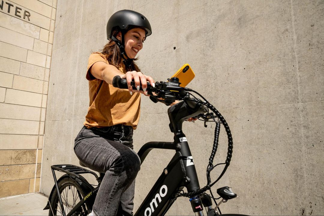 Electric Cargo Bikes for Delivery | EAV x Zoomo