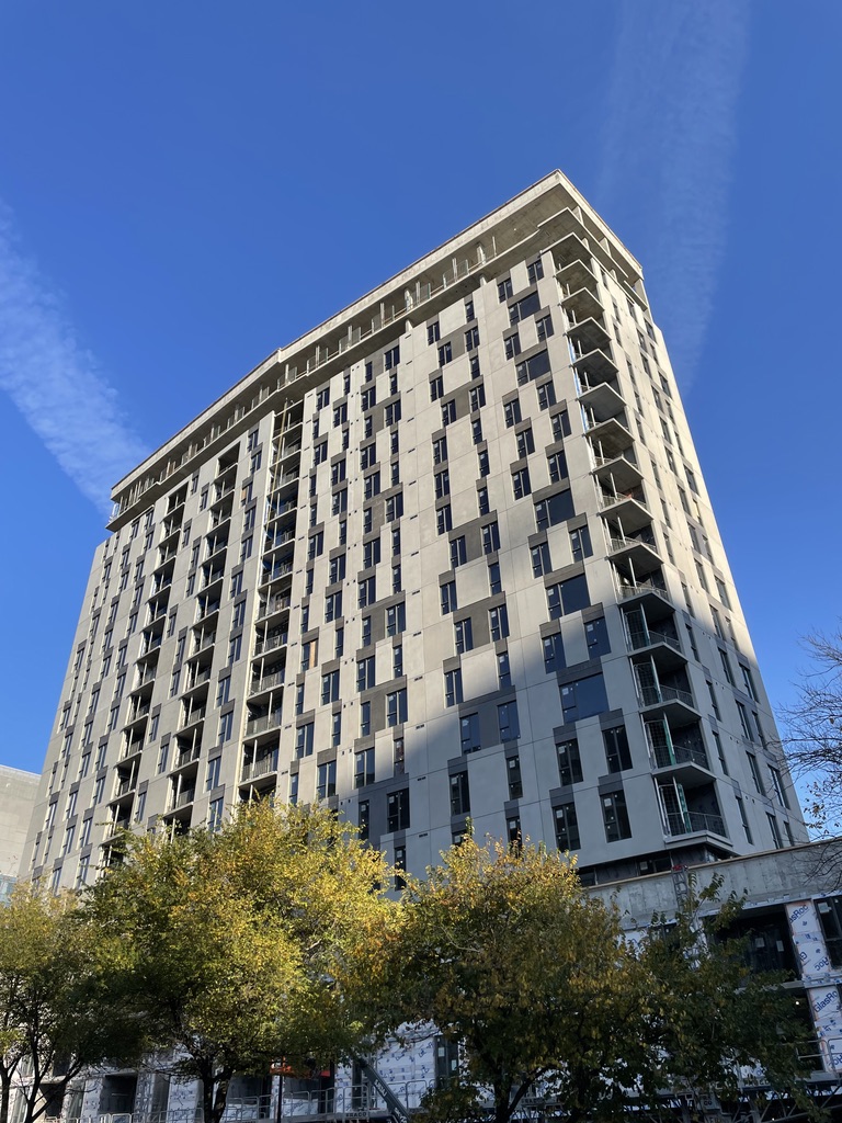 180 René-Lévesque Est