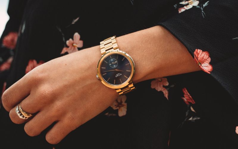 Luxury Watch Marketing Strategy: 3 Tips for Success | Twelverays