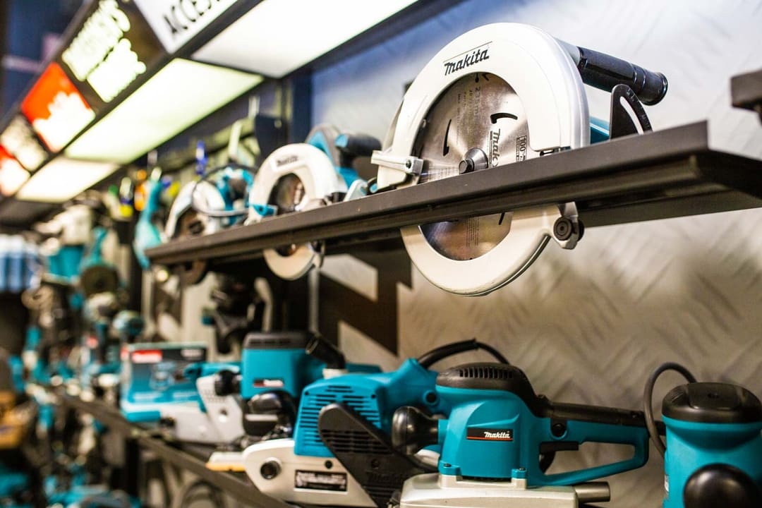 About Us | Badili Hardware - Where Your Kina Buys More!