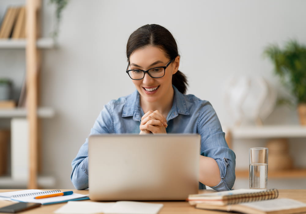 Examples of Effective Email Templates in Today's Hybrid Work | Gmelius