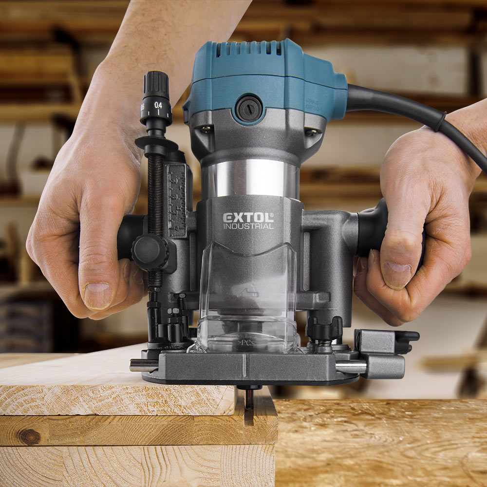 Super-powered router