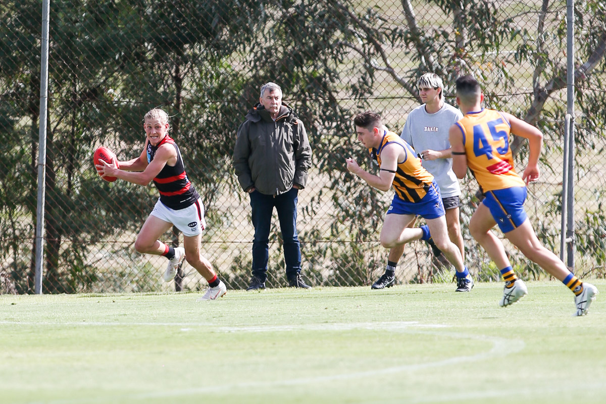 LATEST NEWS: RESSIES ROMP IN R1 - Old Xaverians Football Club