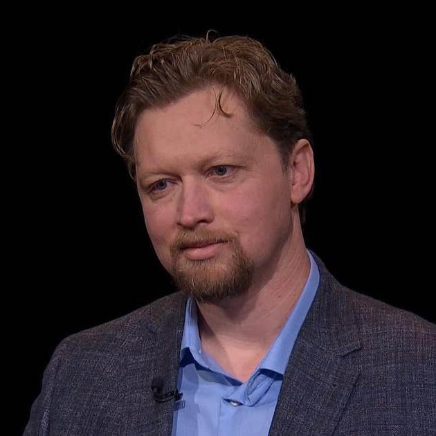 4 – Down the Rabbit Hole by Design. Guest: Guillaume Chaslot