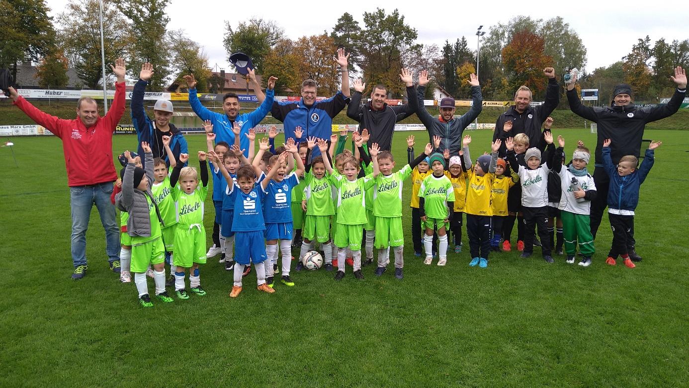 Großer FUNino Minifußball im Max Aicher Stadion