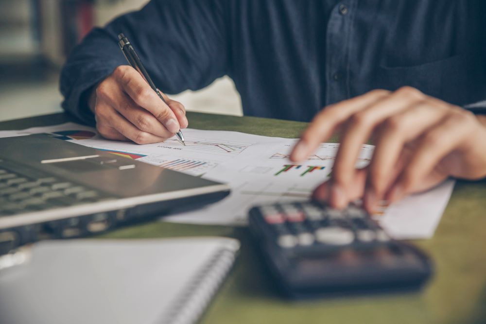 Learning Money Management After Addiction | NorthStar Transitions