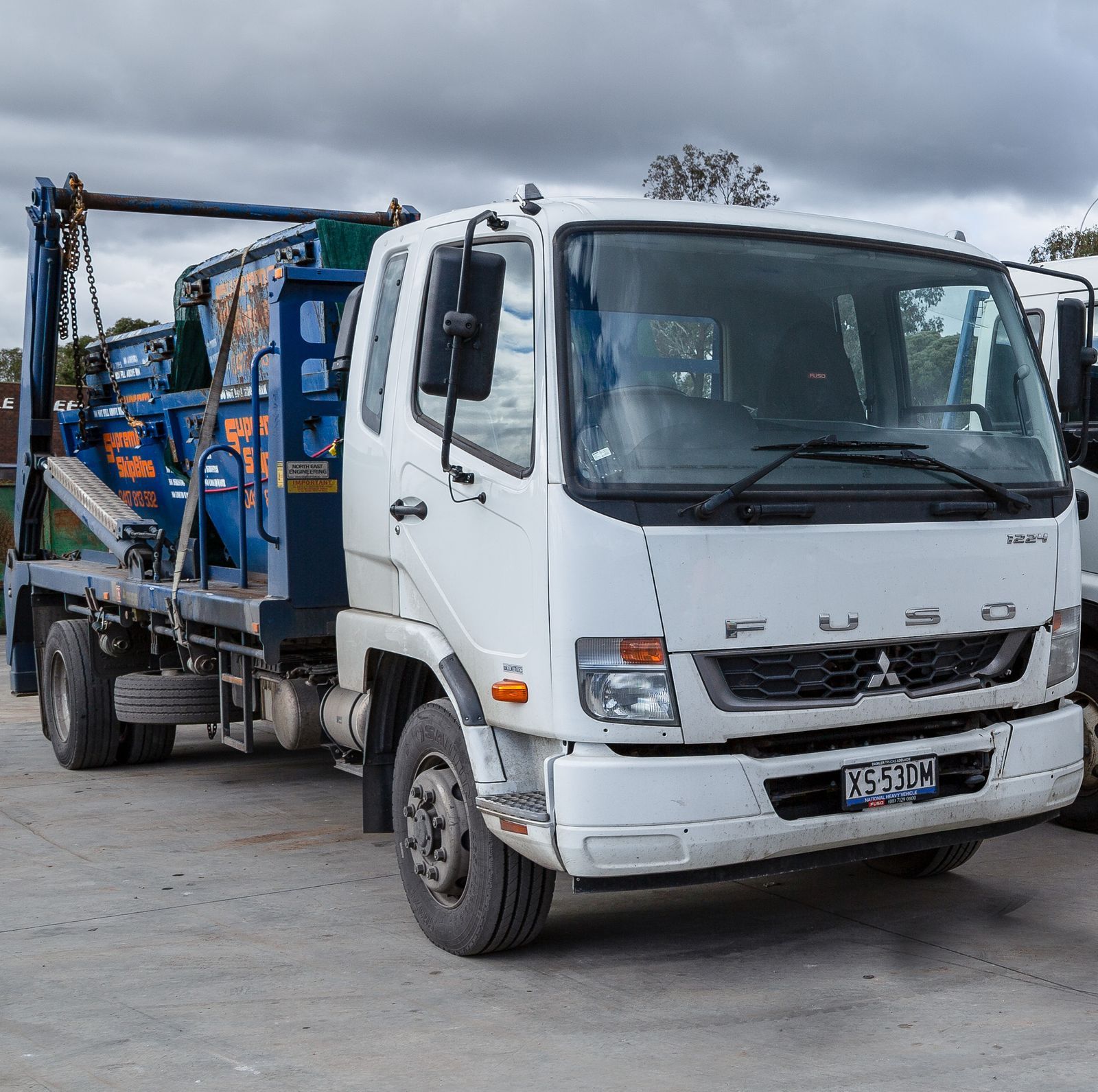 Skip Bins Adelaide, SA | Mini Skip Bin Hire | Supreme Skips Adelaide