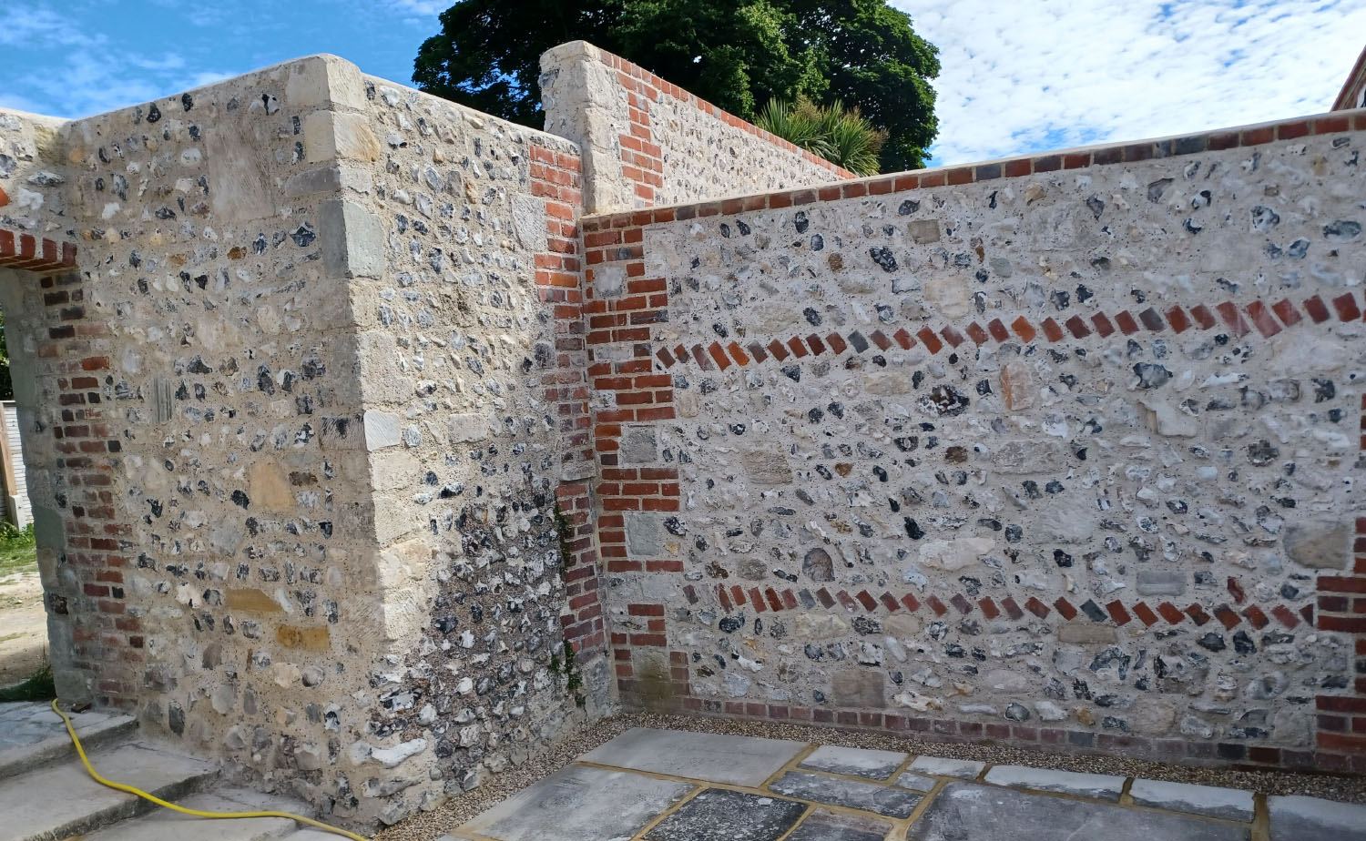 Cheesmur News - Lewes Castle wall repairs nearing completion