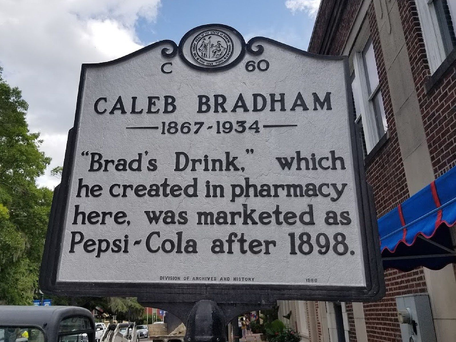 How to Write a Strong Brand Name