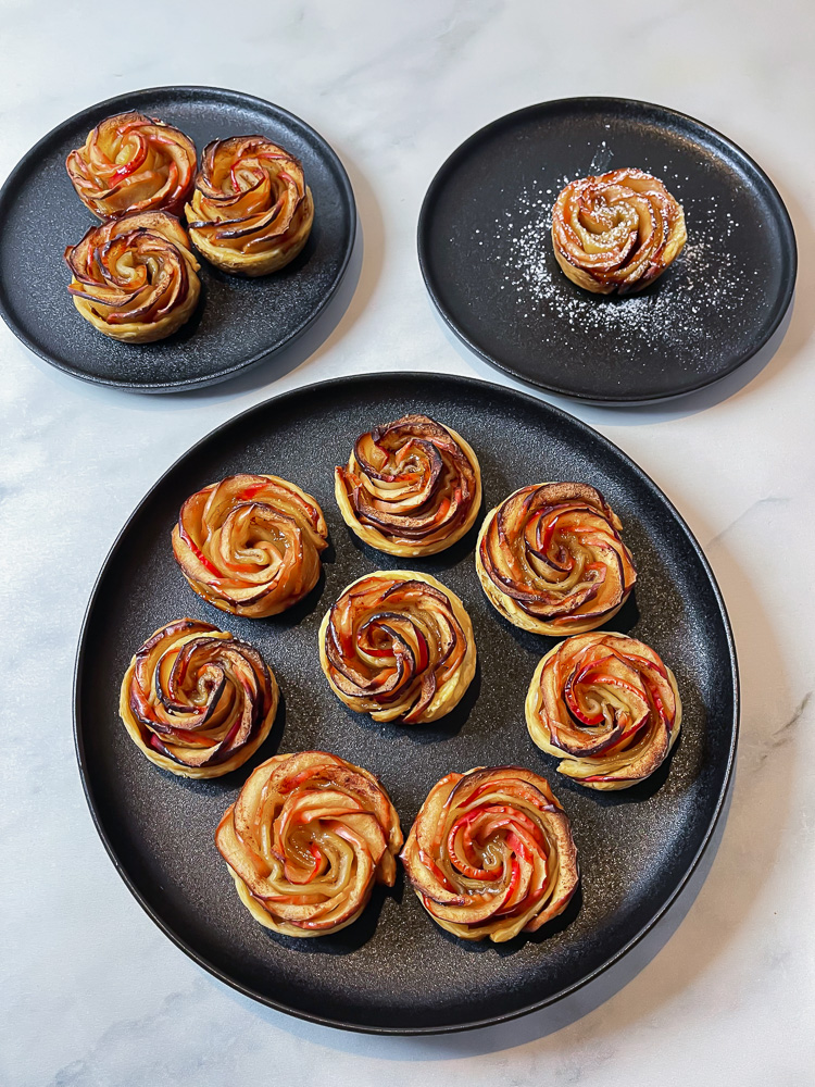 Apple Rose Puff Pastries