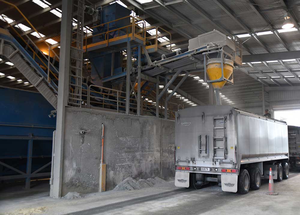 Excelsense - Self-Cleaning Cameras for Material Handling