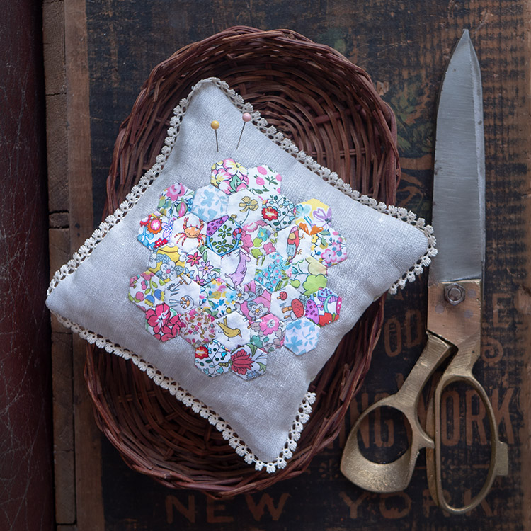 Micro Hexie Pinnie - Free Printables